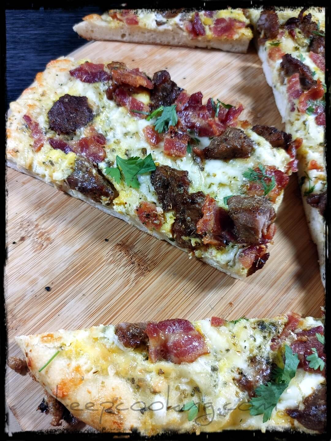 The Best Macedonian Pizza (Pastrmajlija) - U Keep Cooking