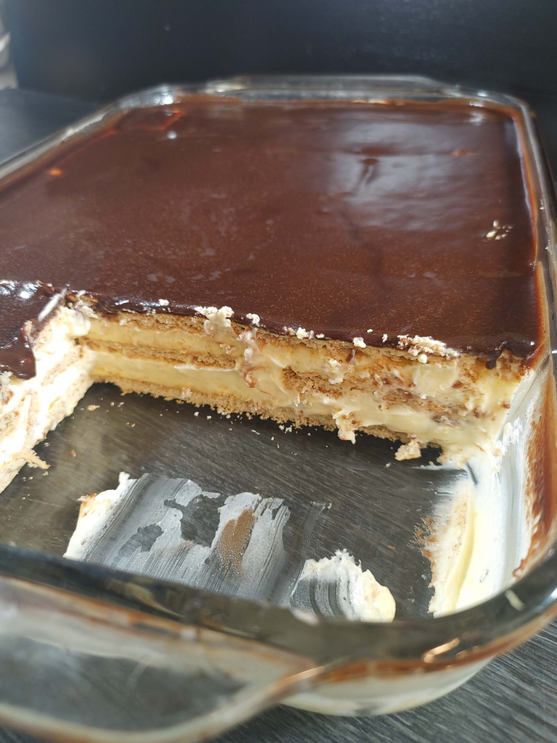 The Best Eclair Cake - U Keep Cooking