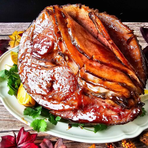 Simple Sweet Holiday Honey Baked Ham - U Keep Cooking
