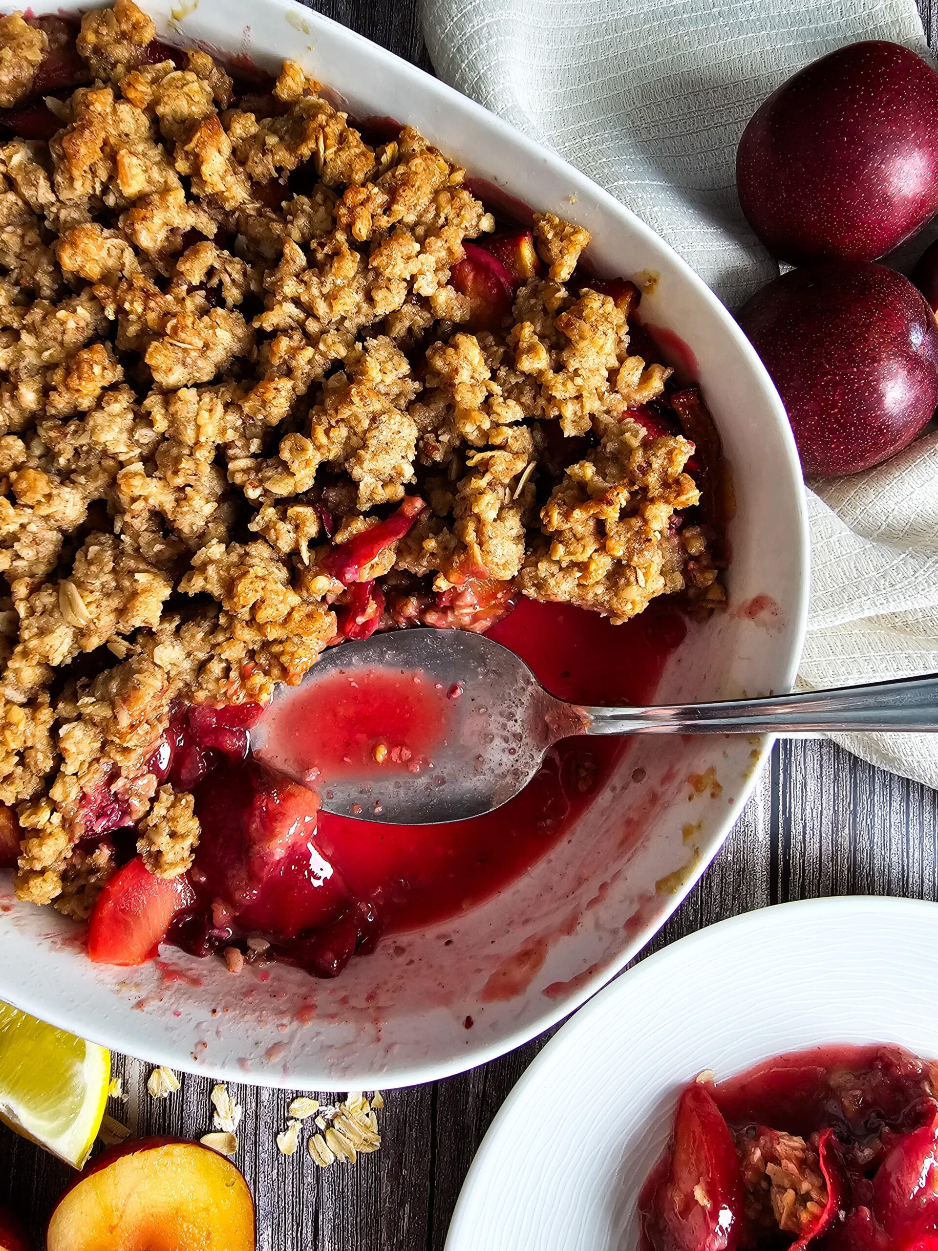 Easy Plum Crisp – Sweet and Perfectly Crunchy - U Keep Cooking